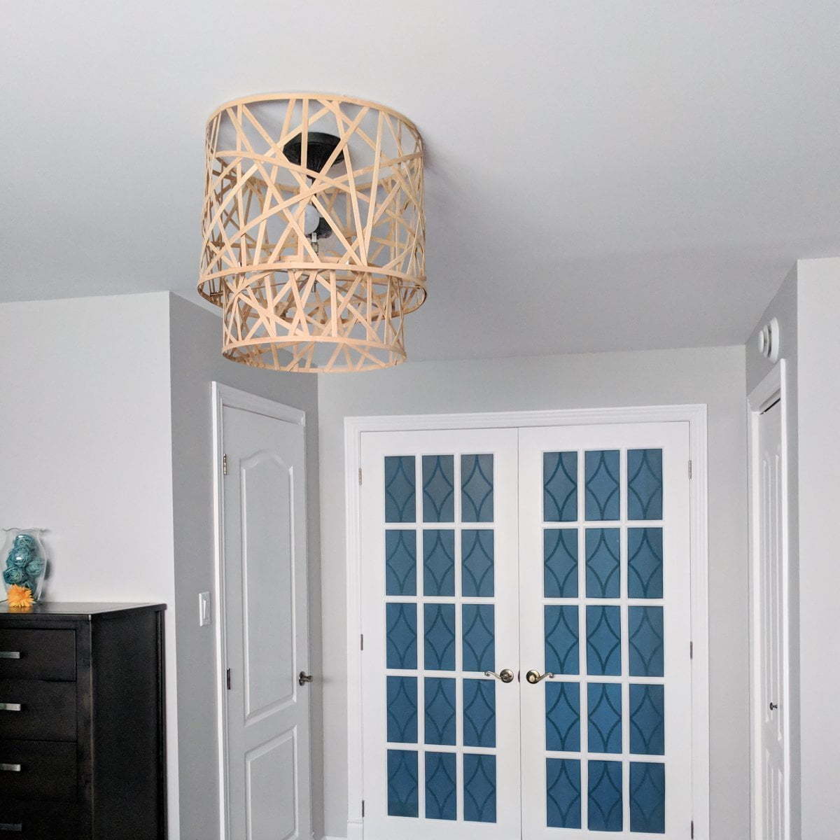 How to upgrade a ceiling light shade for free - NeliDesign